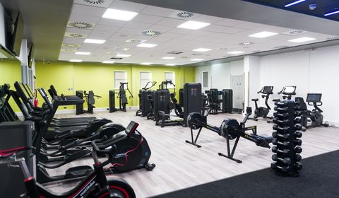 Devizes Leisure Centre, Wiltshire, SN10 | Hussle.com